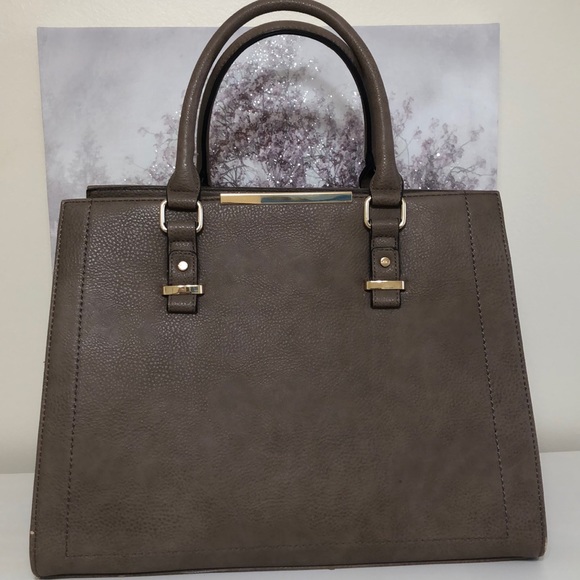 Bags | Leather Bag Its Roomy With Interior Features | Poshmark